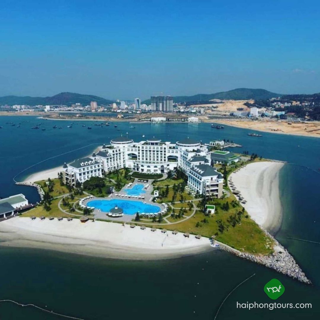 Top 10 Best Hotels In Ha Long With Great Views And Affordable Prices ...